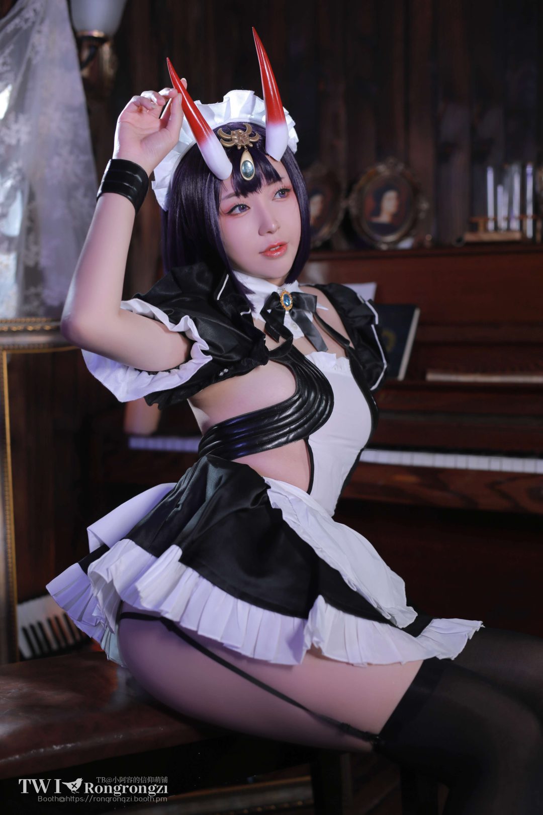 Coser@小容仔咕咕咕w Vol.008 酒吞童子女仆 (46p + 1v)[308.34 MB] - idolcos