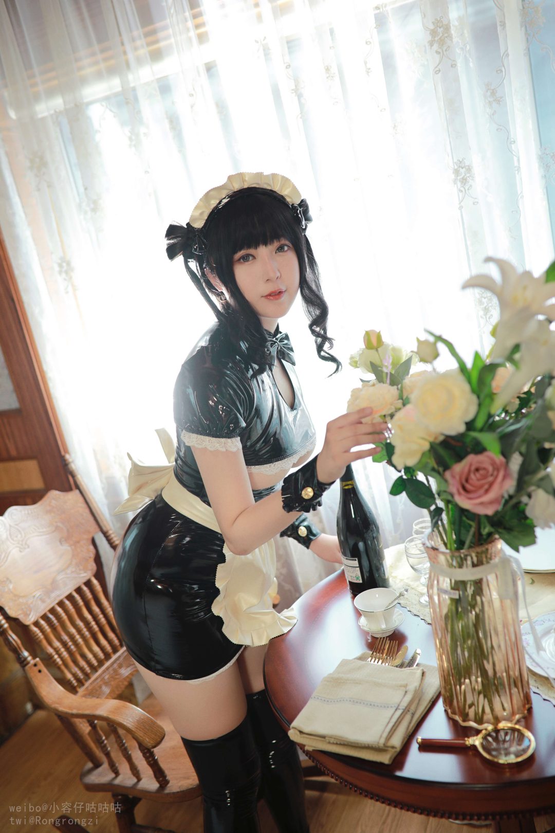 Coser@小容仔咕咕咕w Vol.014 南半球女仆 (38p + 1v)[388.74 MB] - idolcos