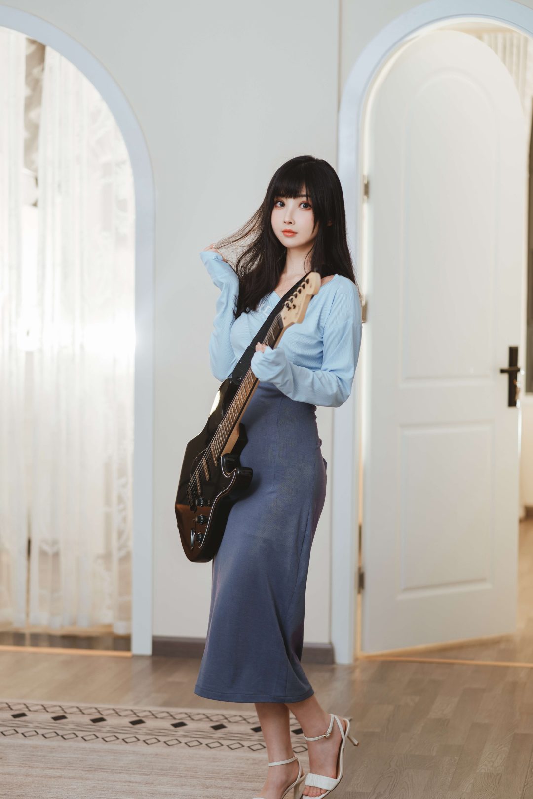 Coser@rioko凉凉子 Vol.074 吉他妹妹系带裙 (45p + 1v)[1.26 GB] - idolcos